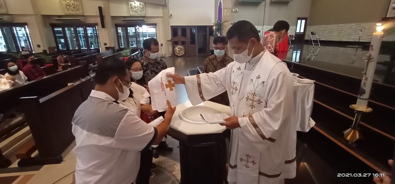 Baptisan Sarana Pertama dan Utama Dalam Gereja – Santo Yoseph Palembang