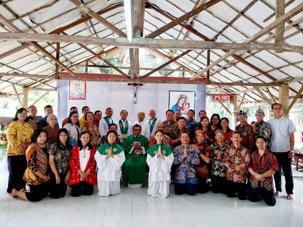 Tiga Tahun Stasi Santo Hilarius, Nyalakan Api Harapan Untuk Terus ...