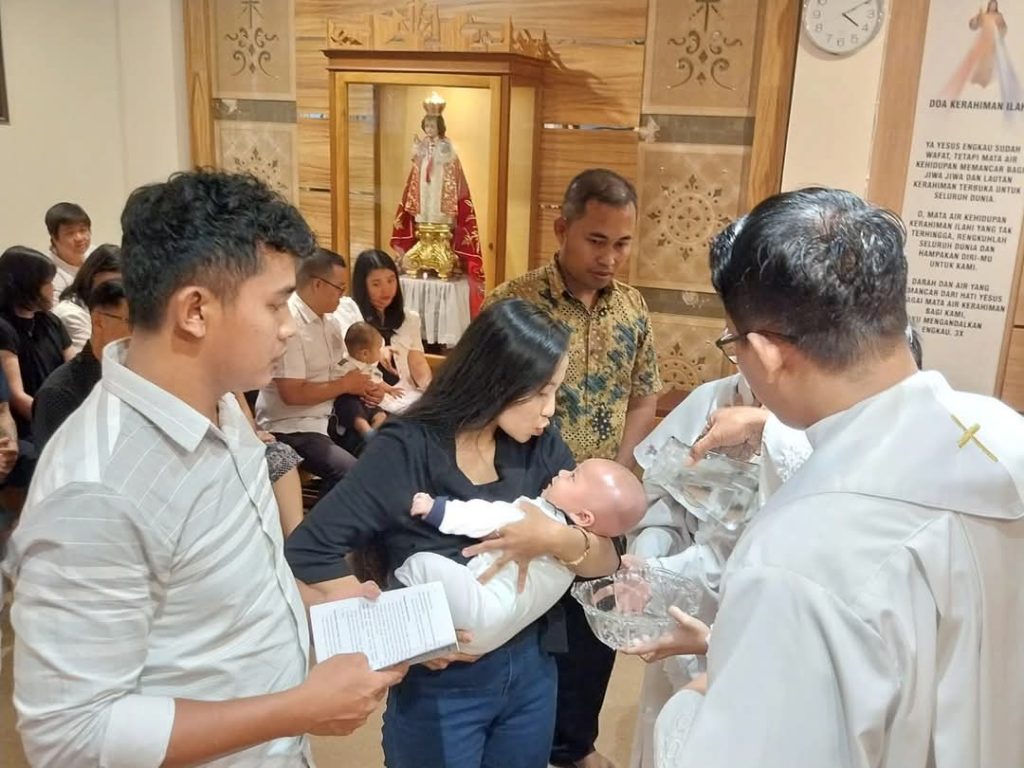 Baptisan Harus Mendekatkan Diri Kepada Allah dan Hidup Dalam Rahmat ...